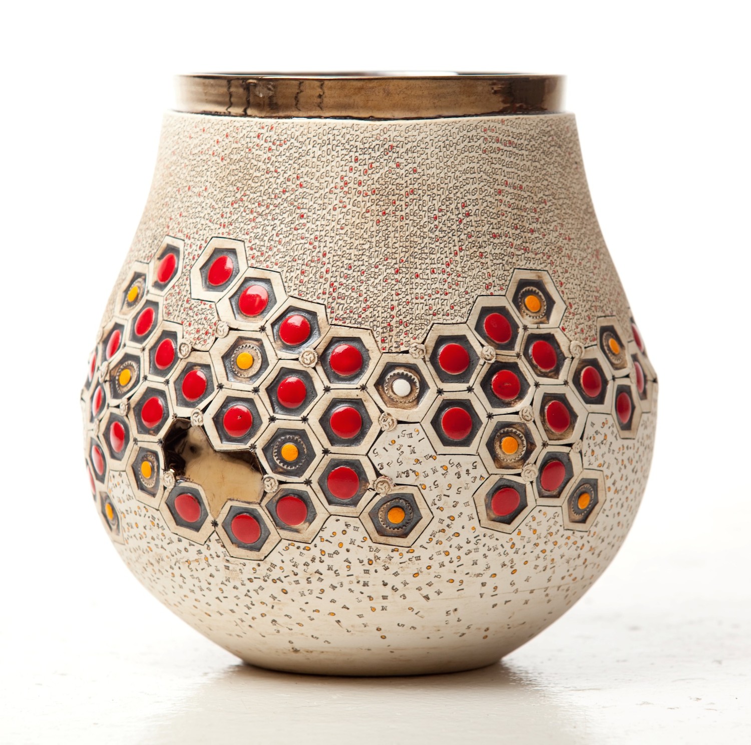 Andile Dyalvane Expresses Gratitude with "Camagu"