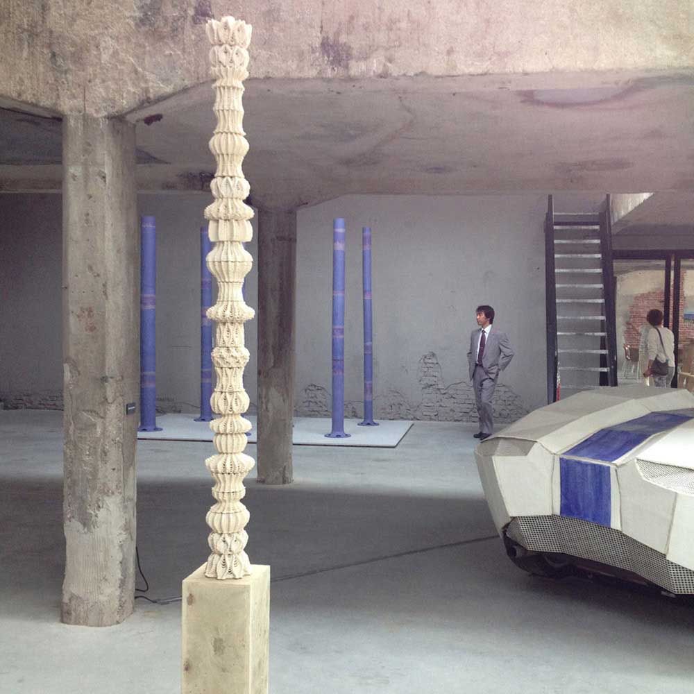 Spotted: Sculptural Ribbons, Ornate 3D Printed Columns and more!