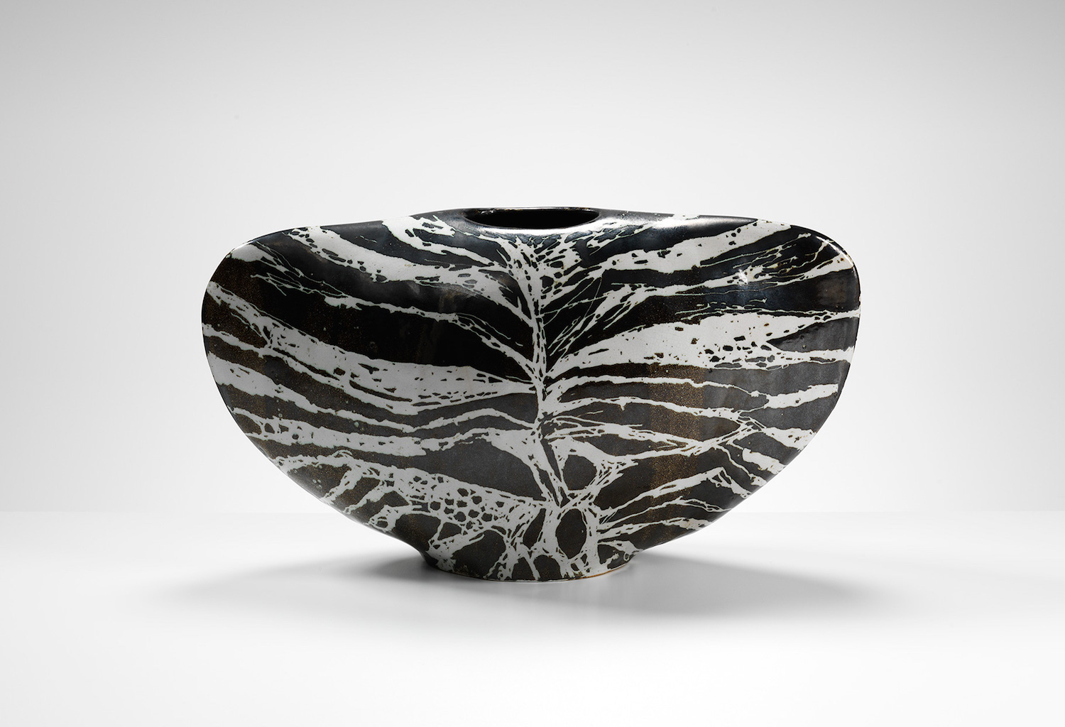 3-james-tower-contemporary-ceramic-art | CFile - Contemporary Ceramic ...