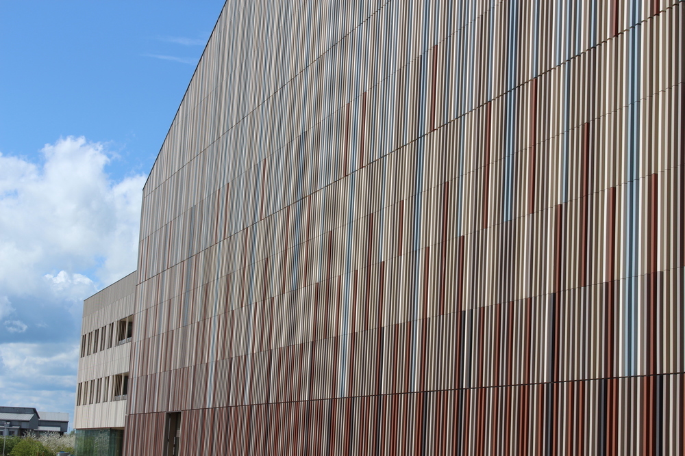 The Welding Institute - NBK's Mesmerizing Custom Terracotta Slats