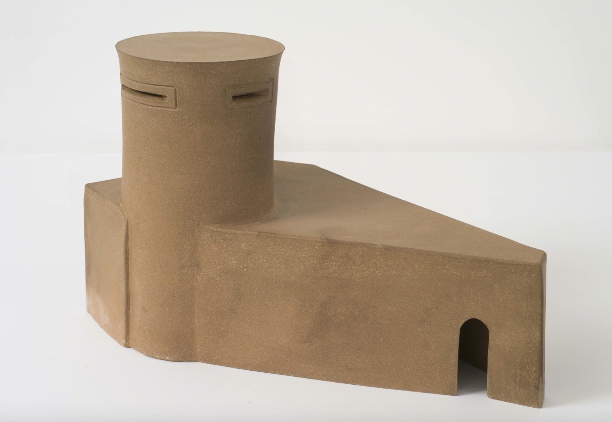 Shahpour Pouyan's 'We owe this considerable land to the horizon line'