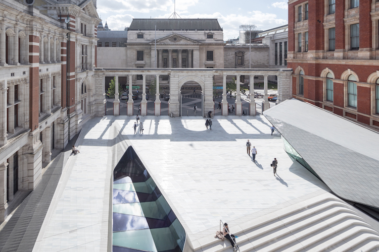 1-tile-v&a-museum-contemporary-ceramic-porcelai-tile | CFile ...